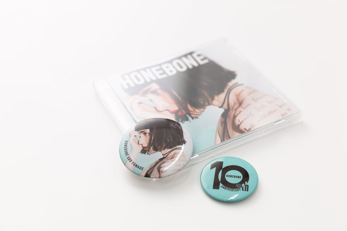 HONEBONE10th 船出 缶バッジ [2個セット] – OKINI